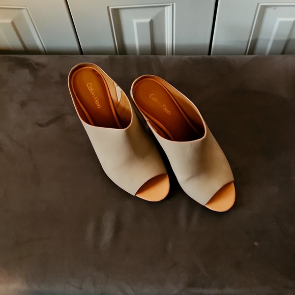 Calvin Klein | Shoes | Sandels | Poshmark